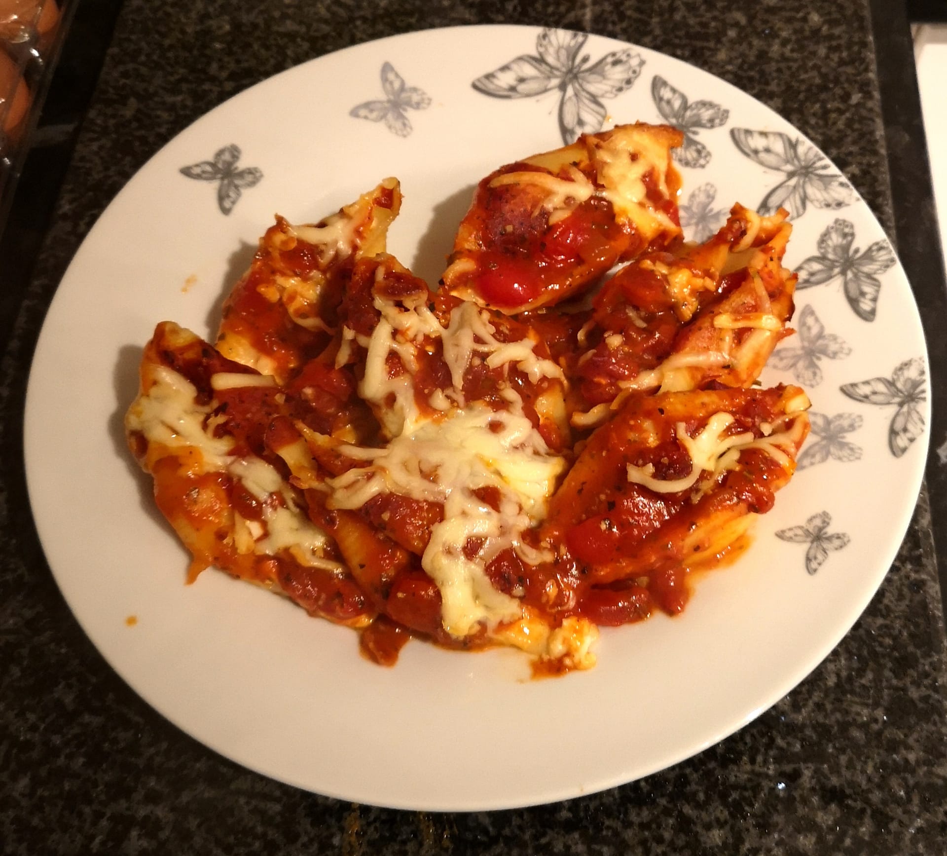 Stuffed Conchiglie Rigate with Mozzarella, Ricotta and Tomato - Testing ...